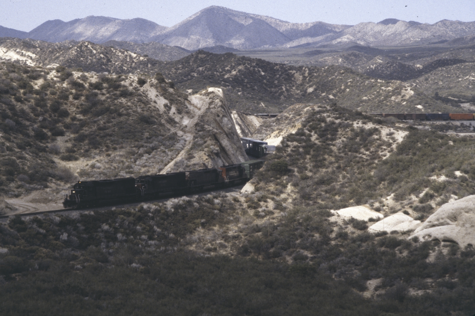 BIG CHANGE IN CAJON PASS | PIXORAILS